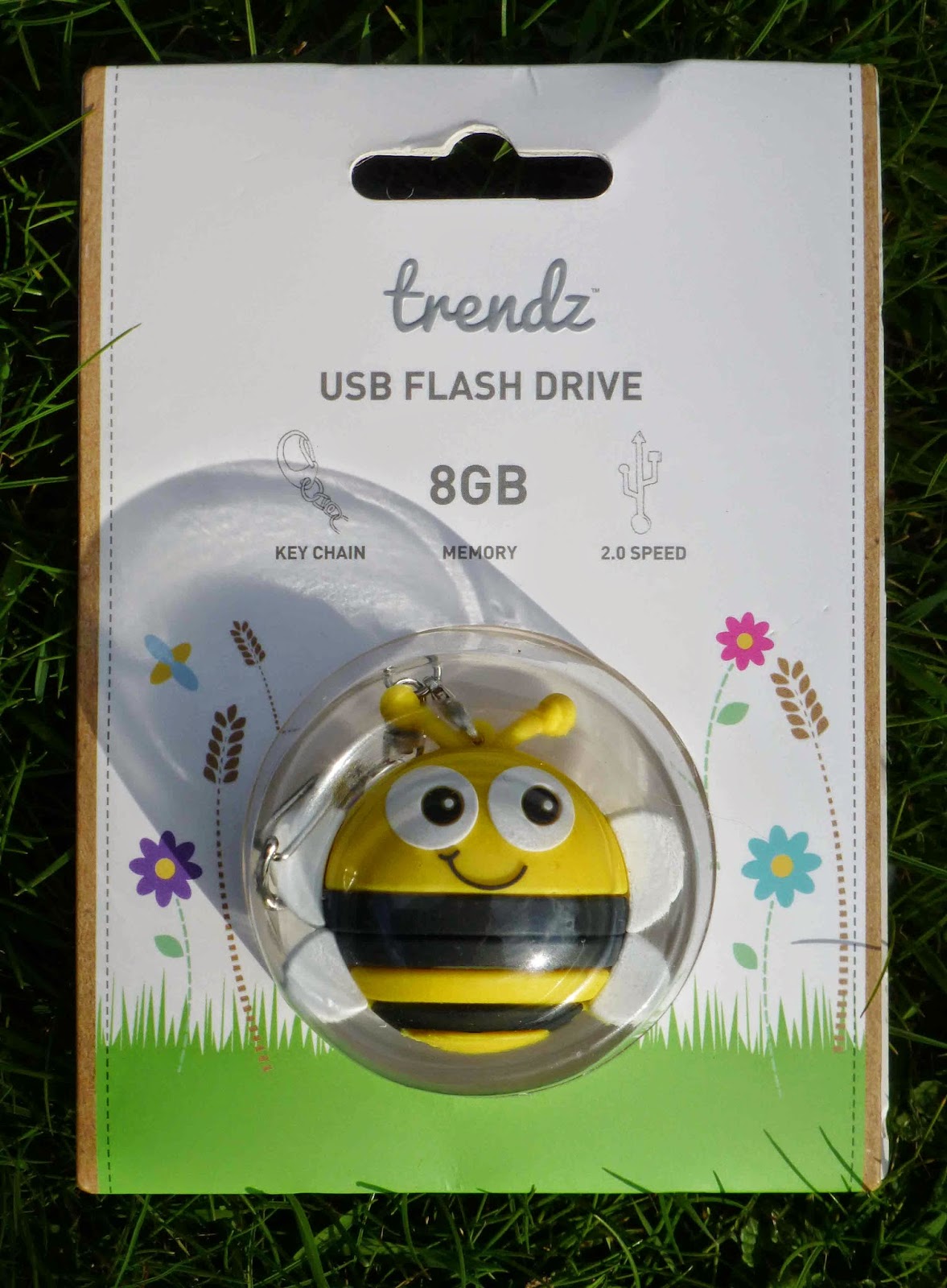 Gadget Review: Trendz Bee 8GB USB Drive Review