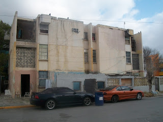 NOTICIAS DE NUEVO LAREDO: CONTINÚA REMODELACIÓN DE EDIFICIOS DE COLONIA ...