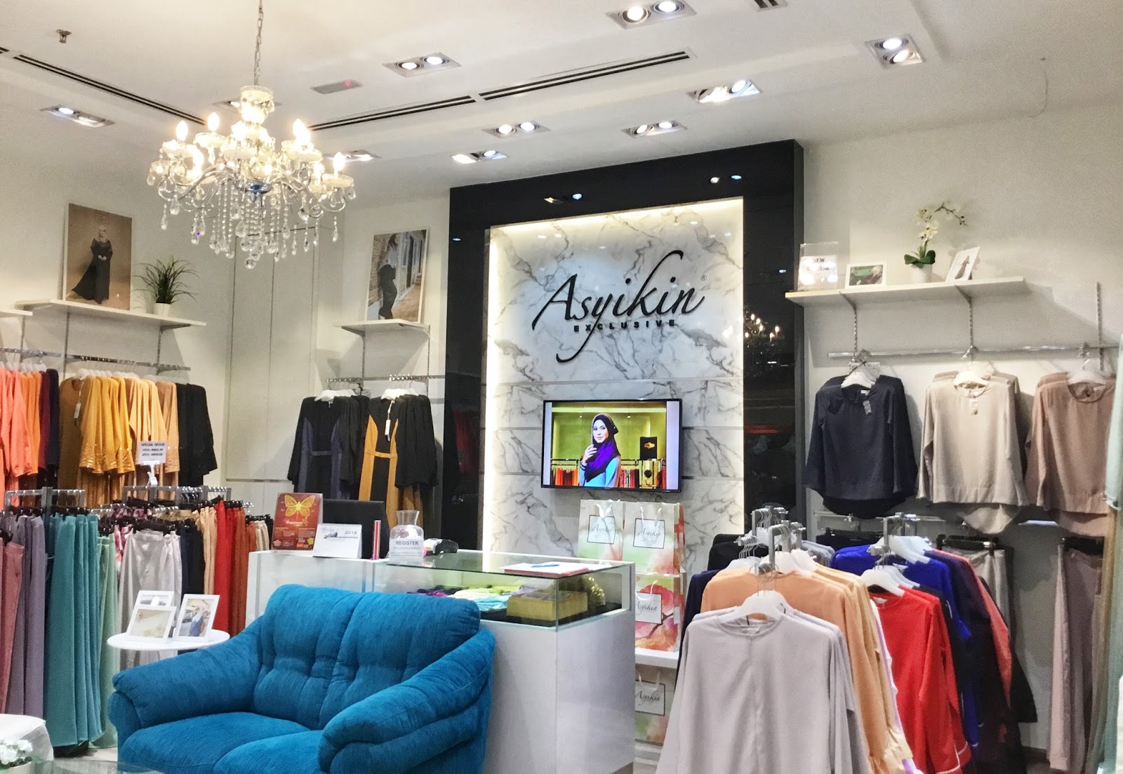 Asyikin Exclusive kini di Setapak Central - emilinda