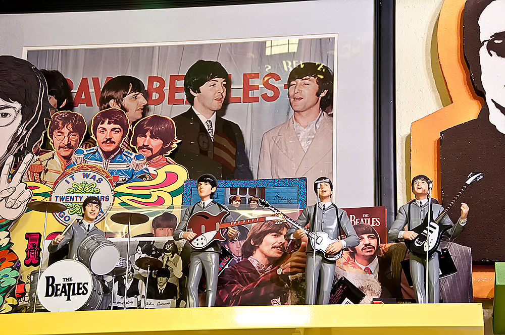 julies blog: The Beatles Room