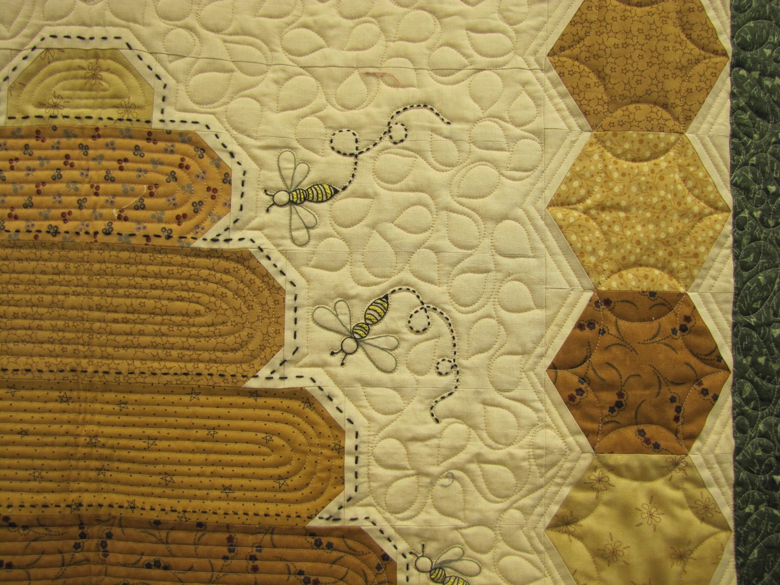 Bountiful Heirlooms: Deseret Beehive Block Featured in Quiltmaker's 100 ...
