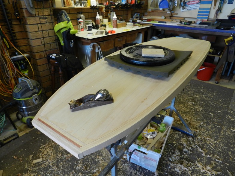 Wooden Surfboards: The complete build process for an unglassed wooden board