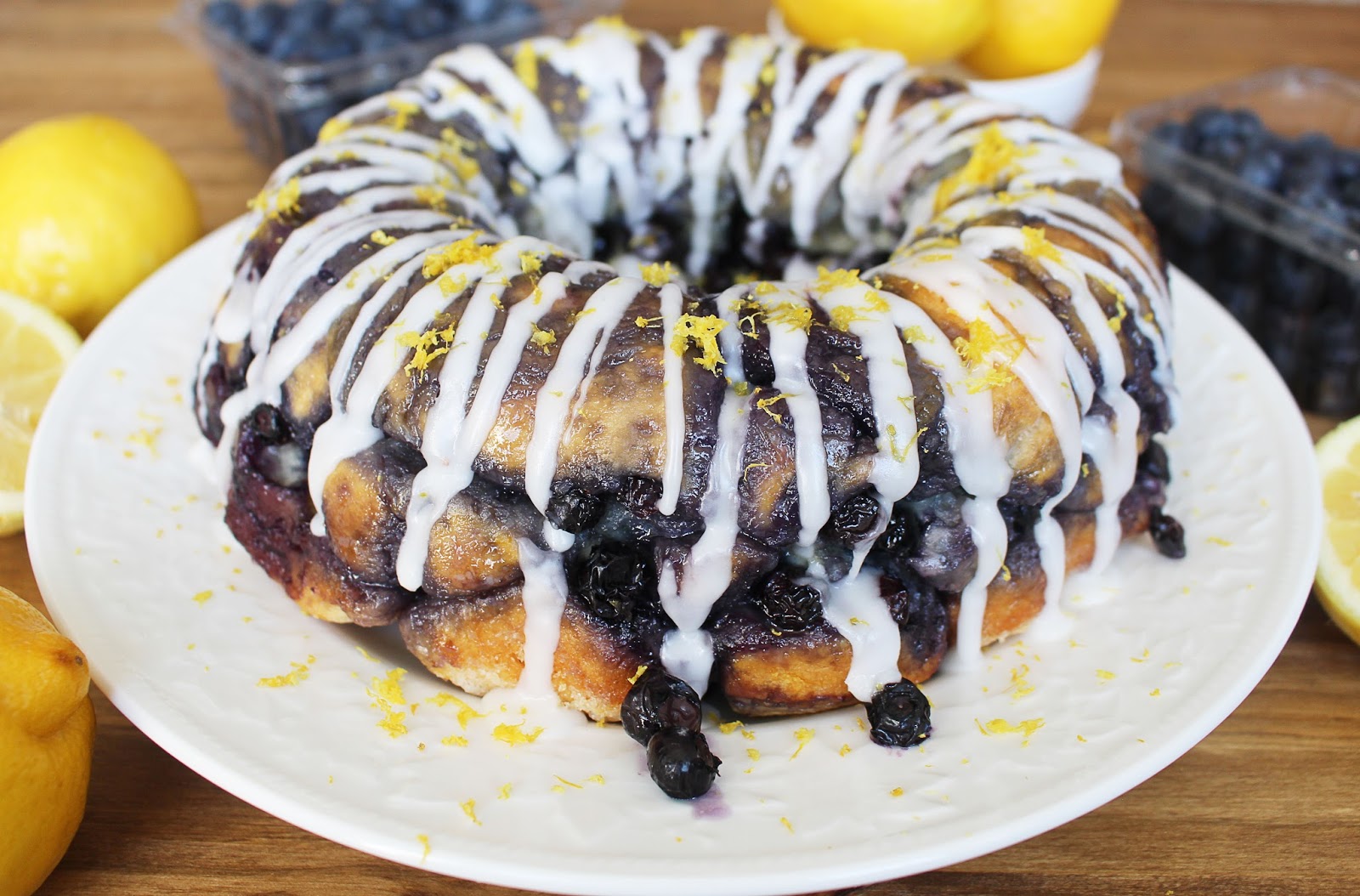 Kylee's Kitchen: Blueberry Lemon Monkey Bread