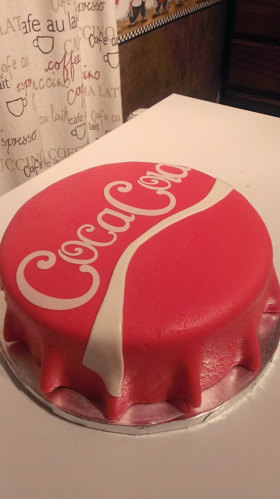 HAPPY CAKES: coca cola cake