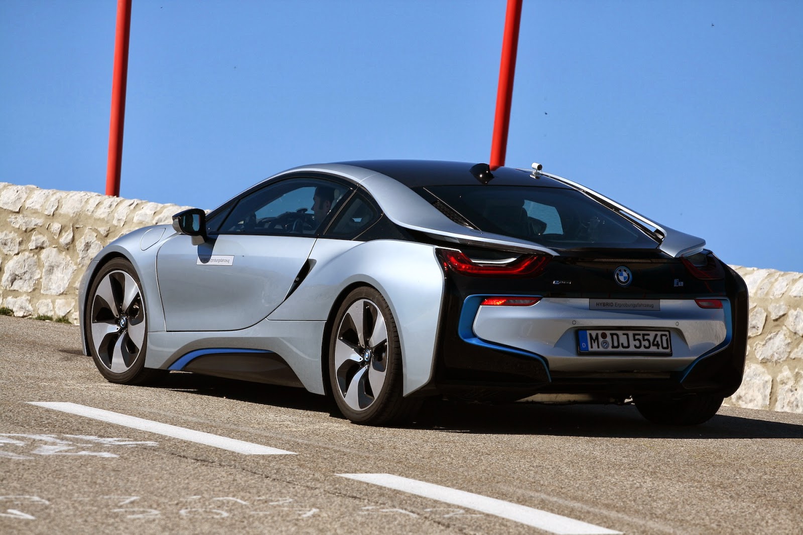 Town+Country BMW | MINI Markham Blog: Iconic Silver BMW i8 Spotted