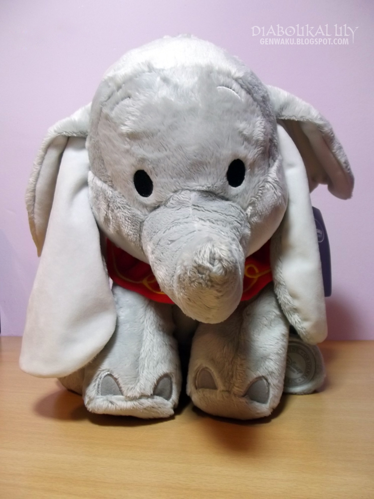Sionnach Toys: Disney Store - Dumbo & Classic Doll "Frozen: Anna"