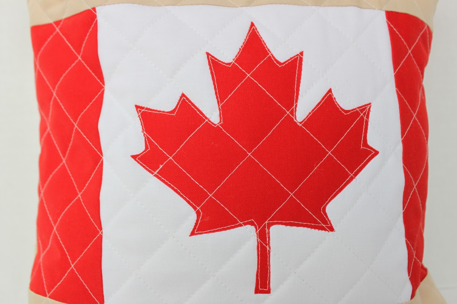 Daydreams of Quilts: Quilted Handmade Canadian Flag Pillows