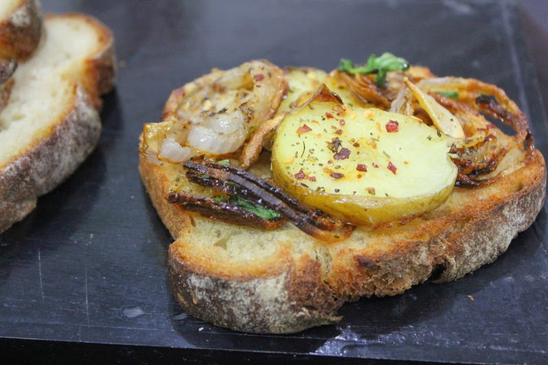 Grilled Onion Potato Open Toast - Ribbons to Pastas
