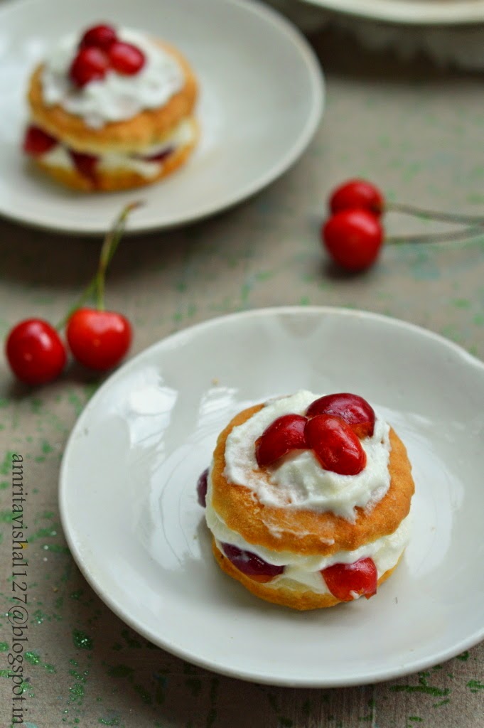 Sweet 'n' Savoury: Cherry Shortcake