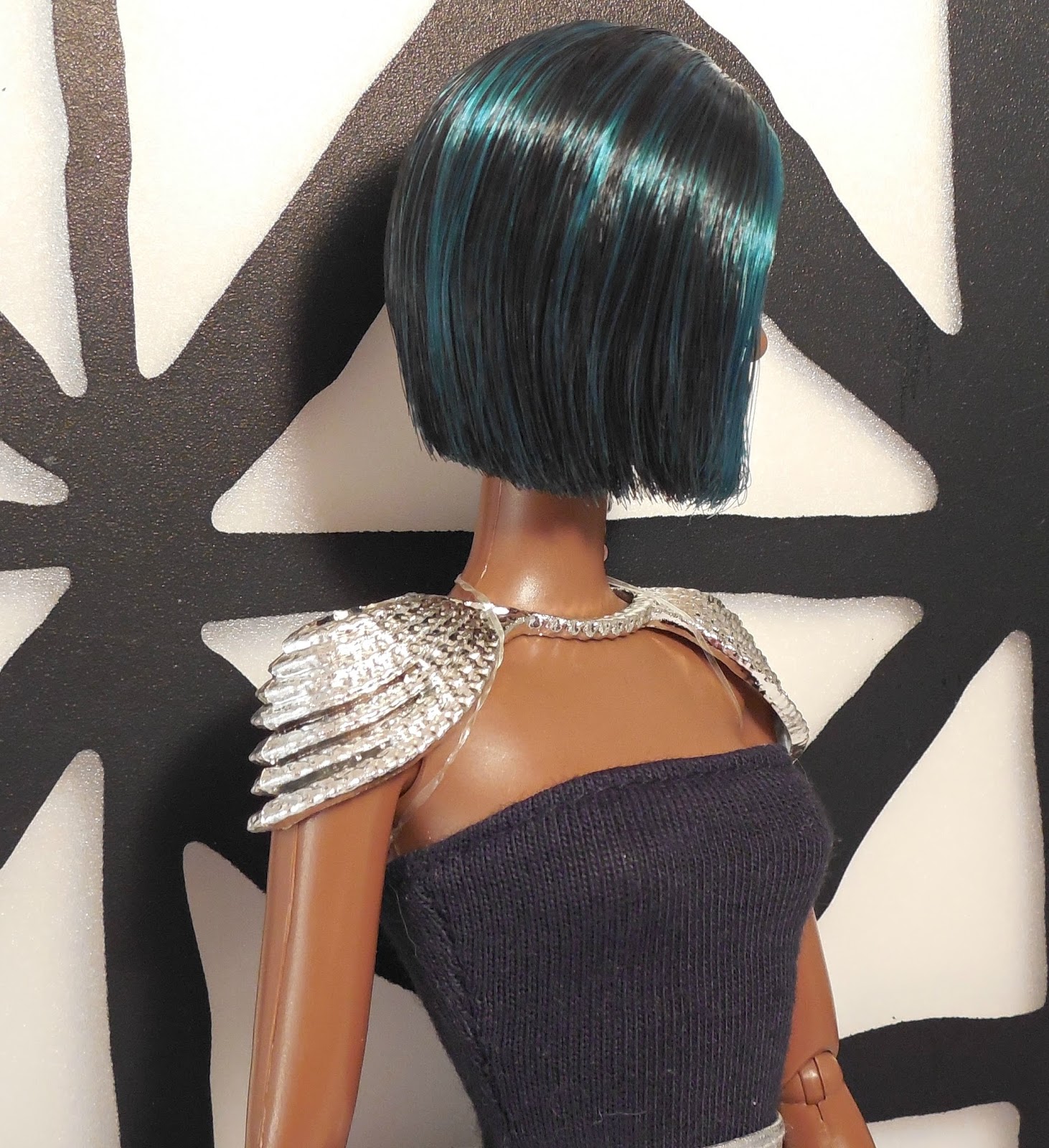 Doll Affinity: Warning: Edgy Makeovers Inside