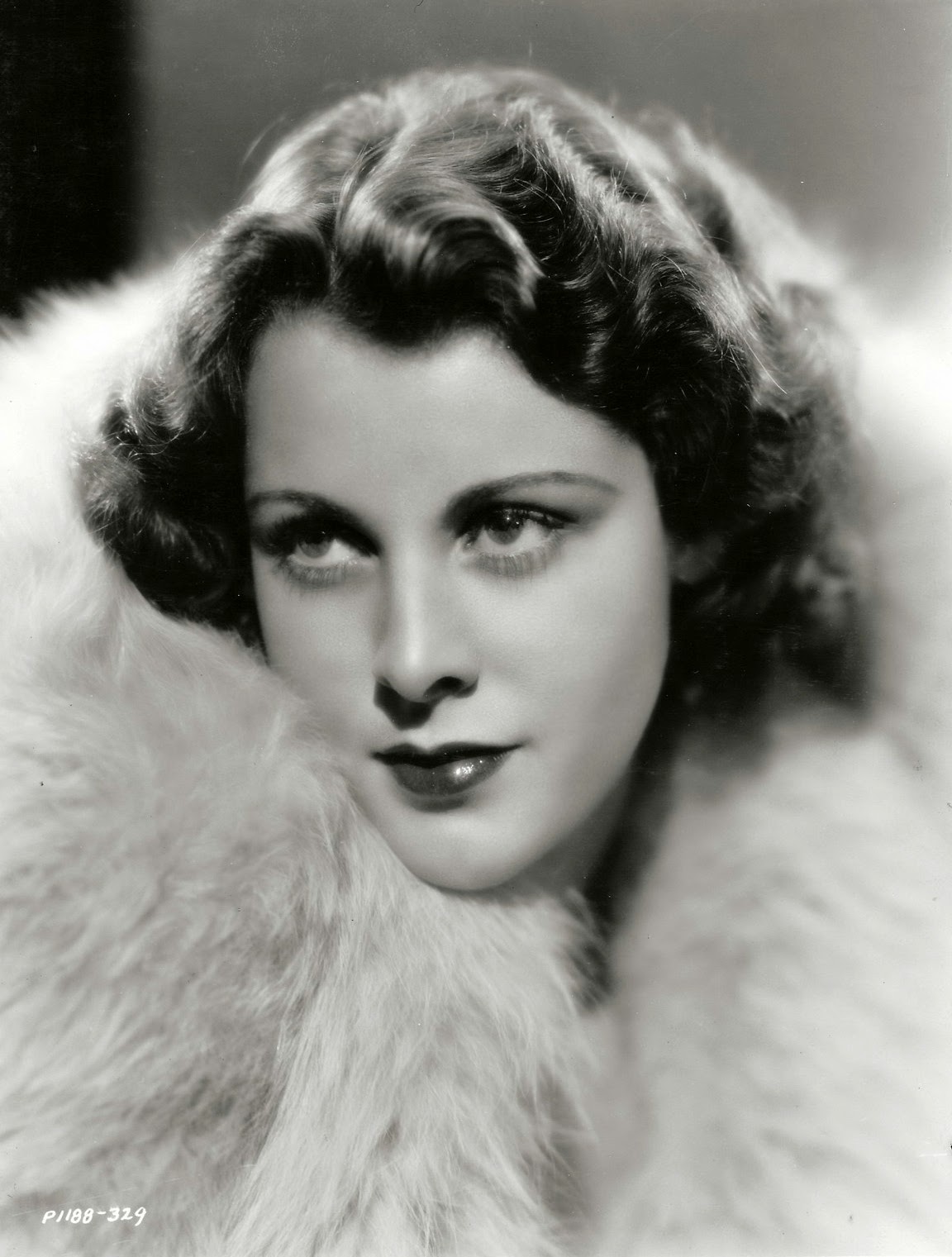 Slice of Cheesecake: Frances Dee, pictorial