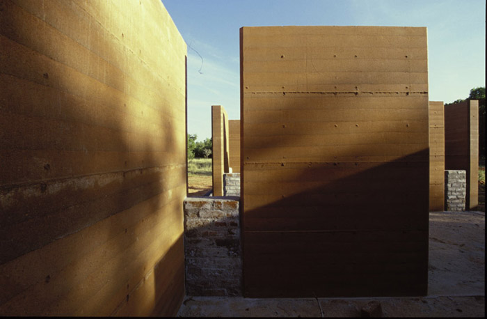 Experiencing Architecture With a New Depth.......