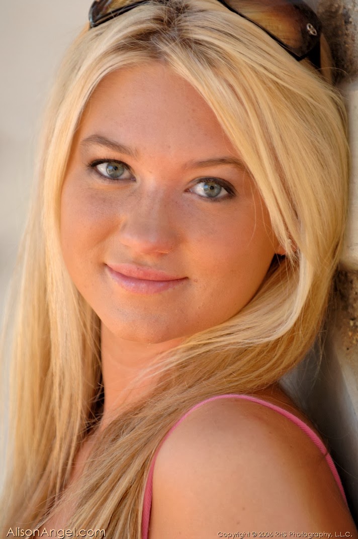 Alison Angel's Instagram, Twitter & Facebook on IDCrawl