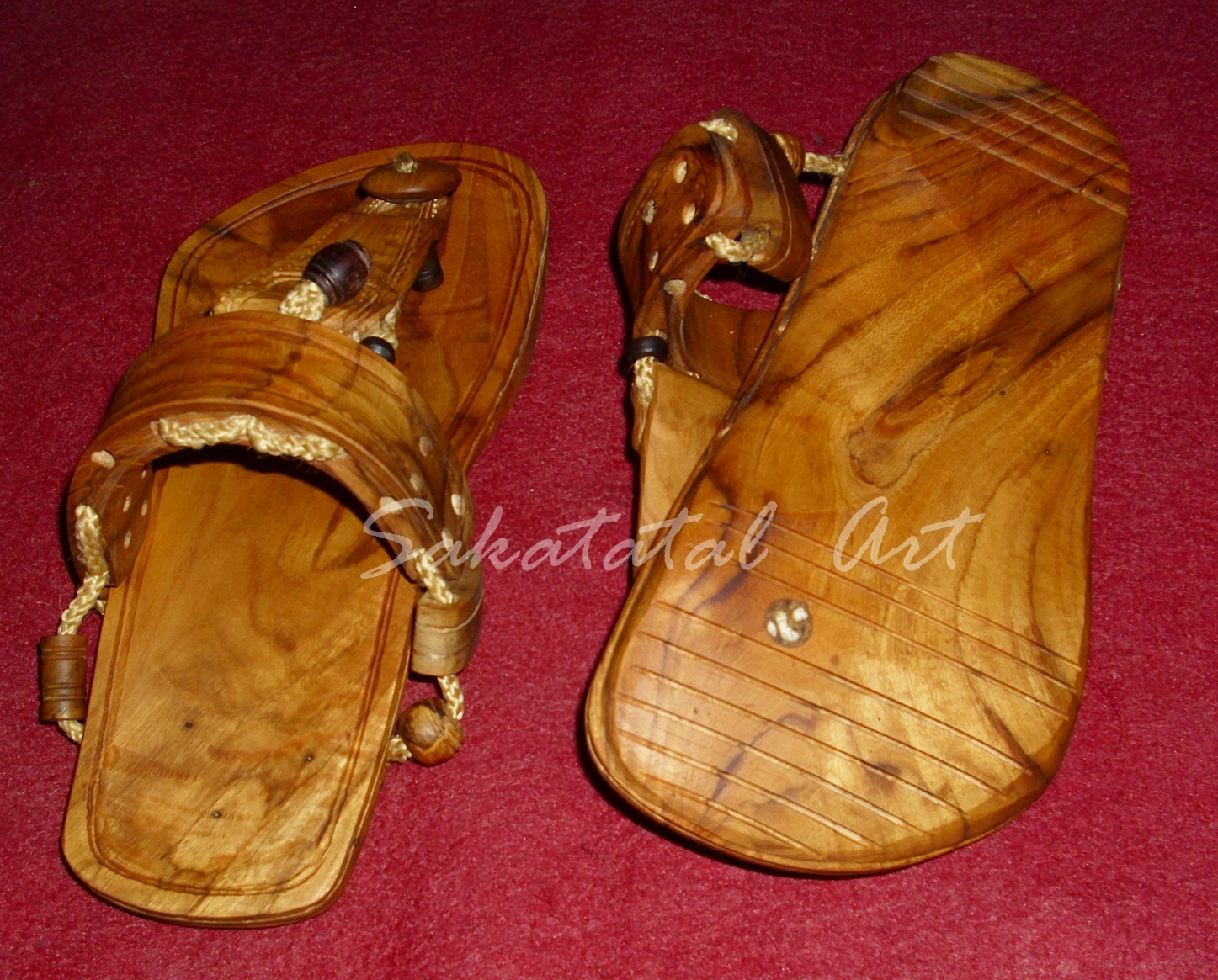 SAKATATAL : Wood Art SENDAL KAYU (Limited edition art)