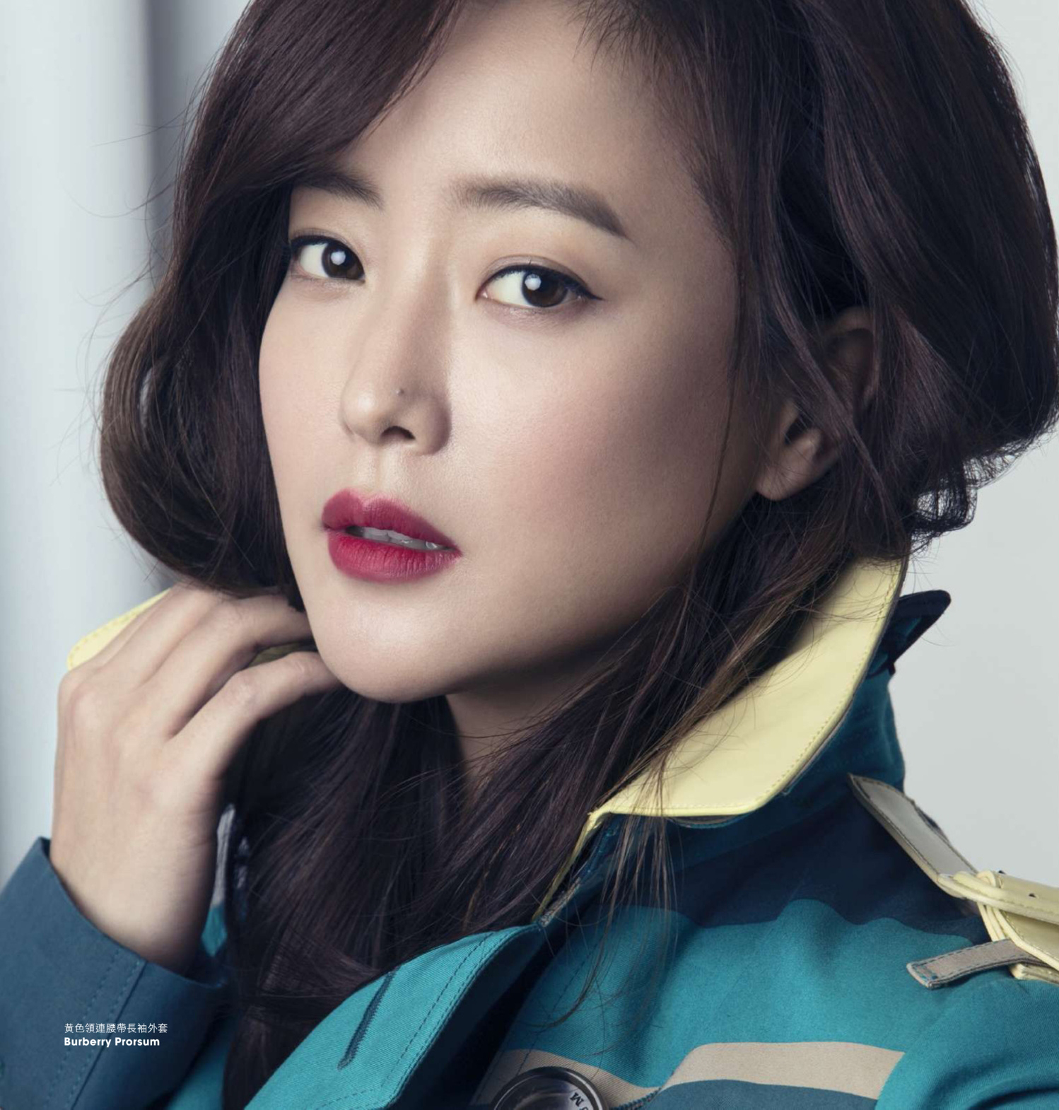 1977 / Kim, Hee-Seon / 金喜善 / 김희선 / Actress