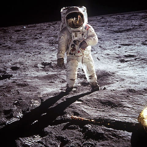 Far Future Horizons : Space Race Episode Four: Race for the Moon