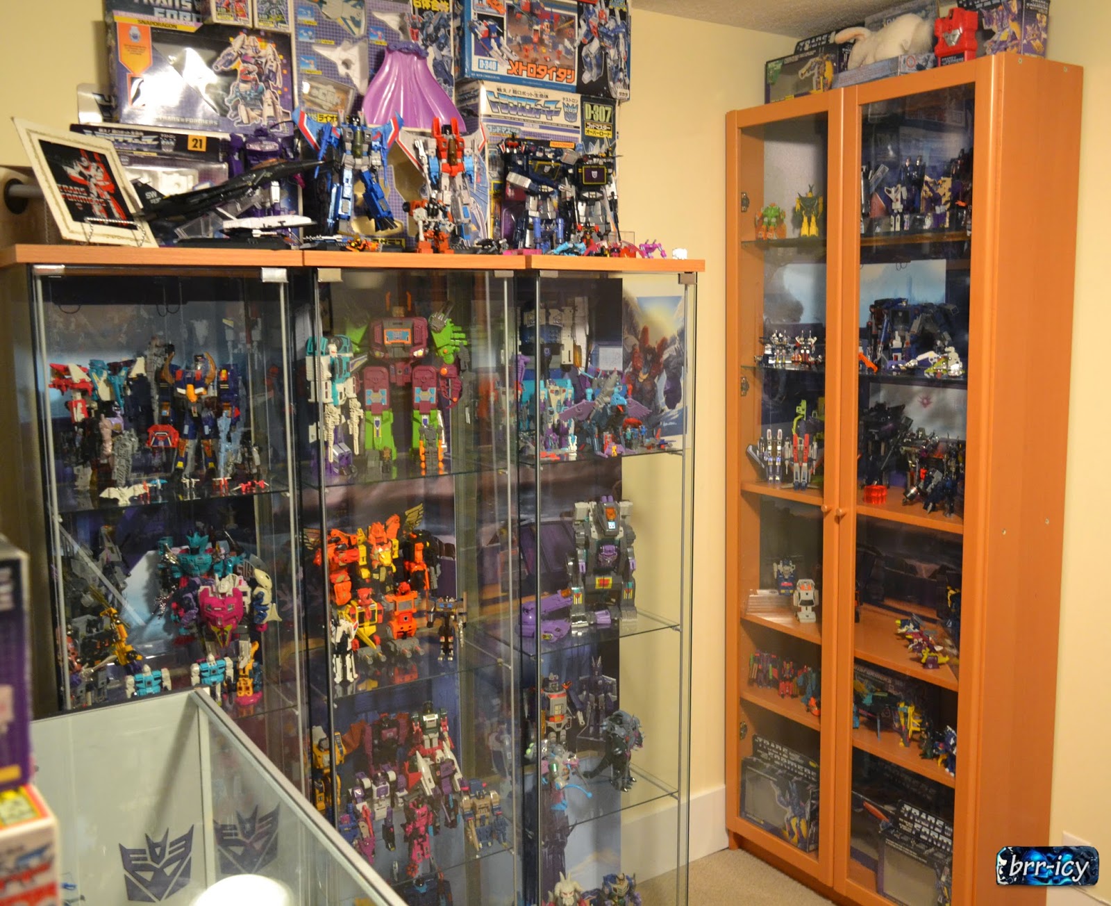Brr-icy's Transformers Reviews: New G1 Collection Room Update ...