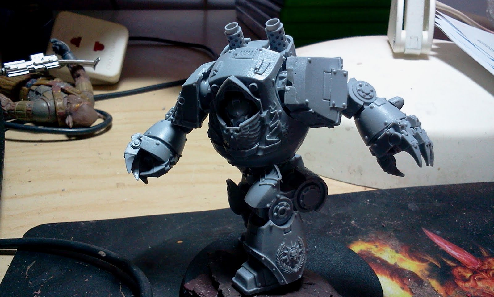 White's Wolves: Building Guide: Relic Contemptor Dreadnought