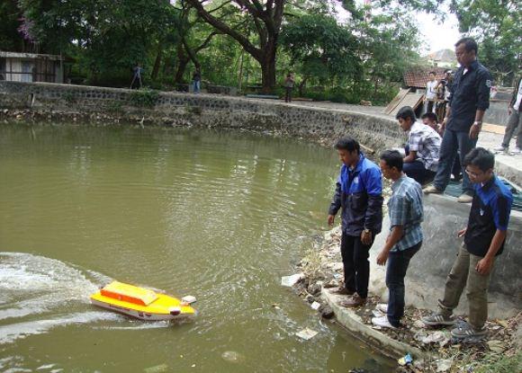 Kapal Robot UGM Menarik Perhatian TNI AL - Pasid-XP