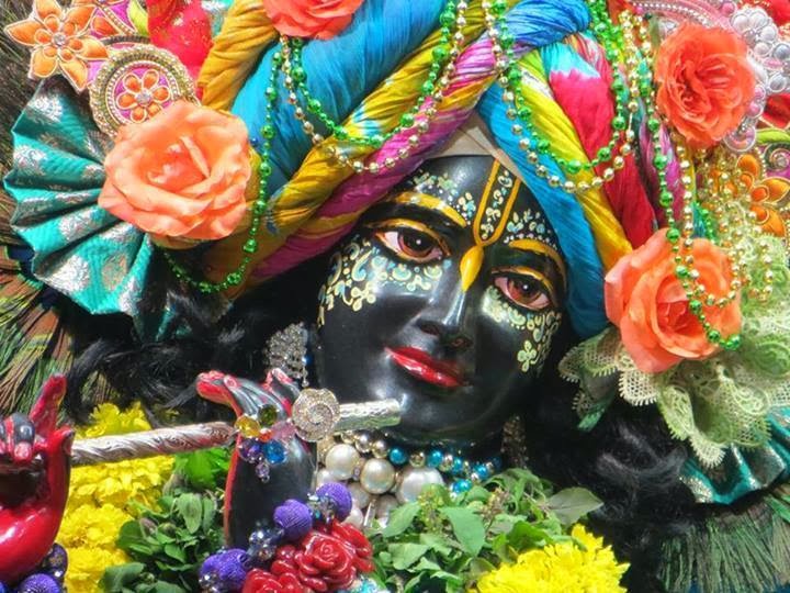 CHODAVARAMNET: MULTI COLOR PICS OF LORD SRI KRISHNA