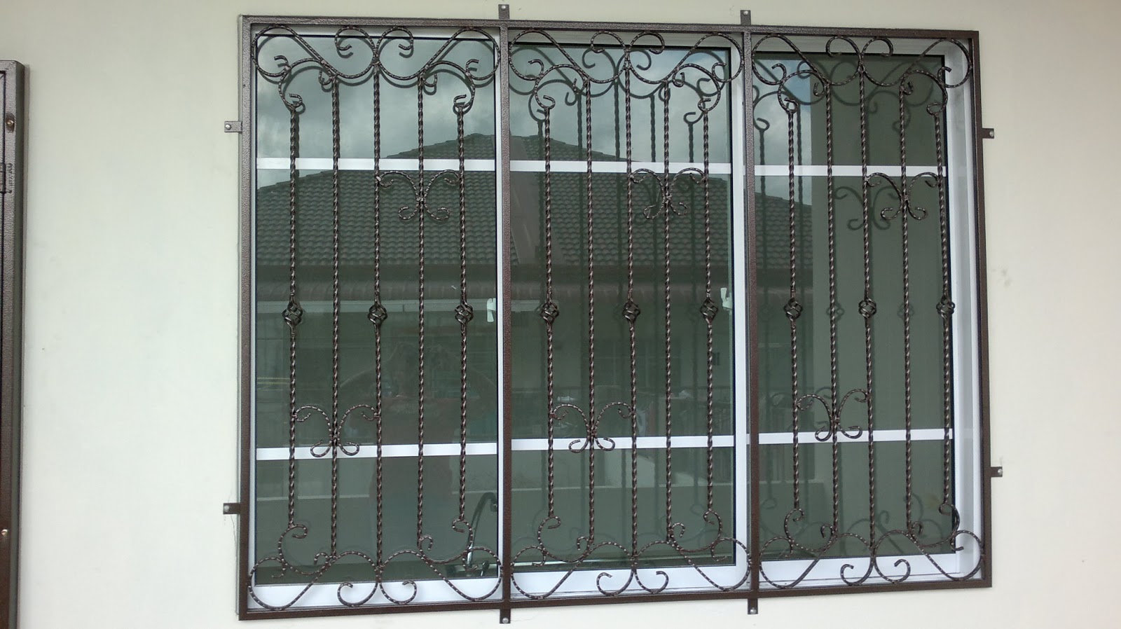 Servis Buat Pasang Grill Rumah, Pagar, Buat Awning Dan Yang Berkaitan ...