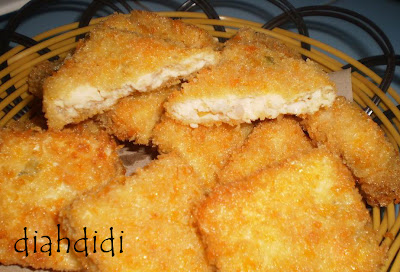 Diah Didi's Kitchen: Bikin nugget sendiri yukks.....