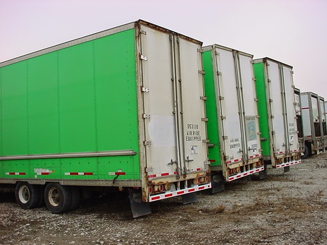 FOR SALE: 2005 Wabash 53' Drop frame vans