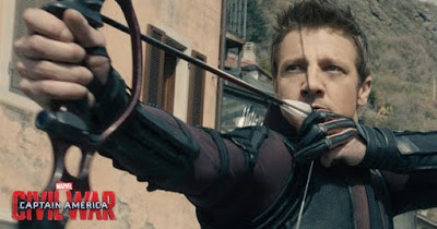 Jeremy Renner Says No Mask For HAWKEYE and Confirms CAPTAIN AMERICA ...