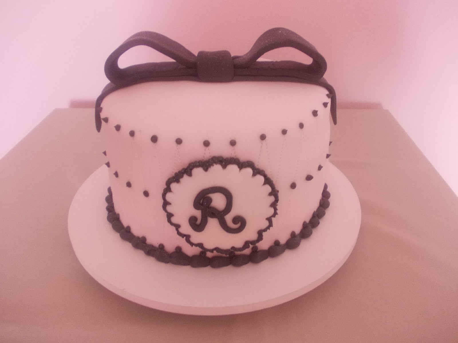 Rosangela Meireles: Bolo Letra R