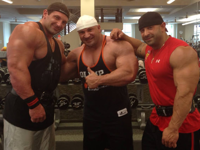 Muscle Lover: American IFBB Pro bodybuilder Brian Yersky