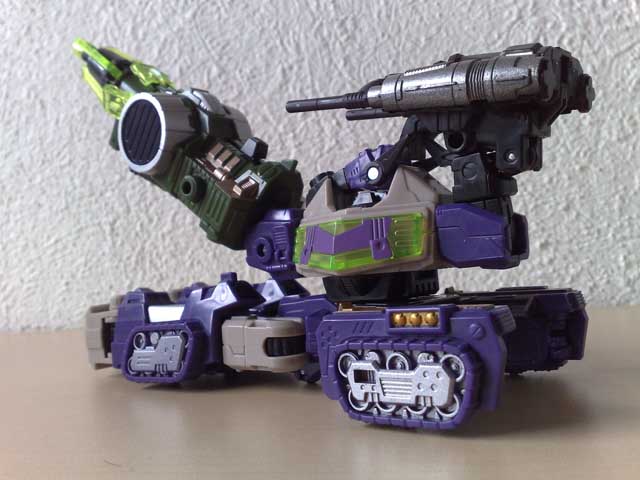 Underneath The Radar: Transformer de la semana: Shockwave Energon