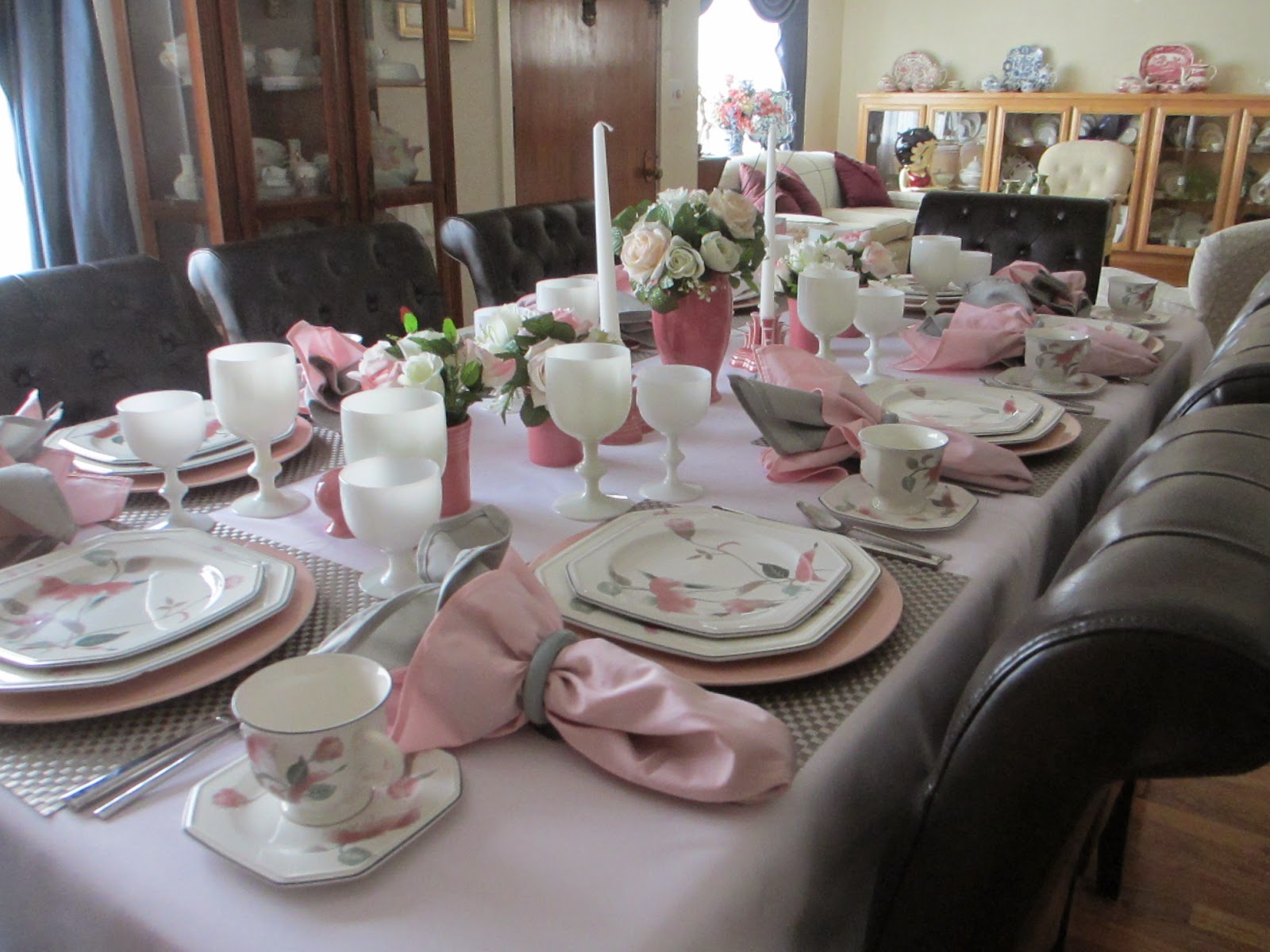 The Welcomed Guest: Mikasa "Silk Flowers" Tablescape