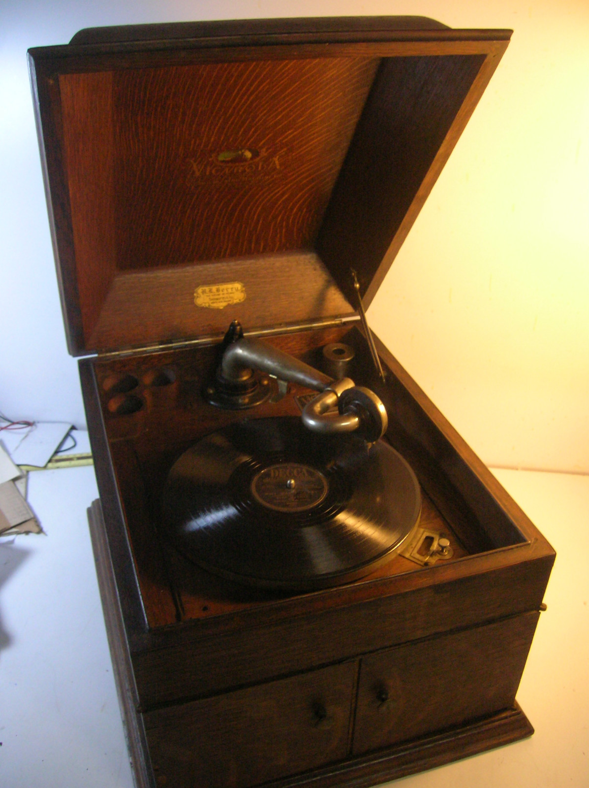 Restauracion de una Vitrola