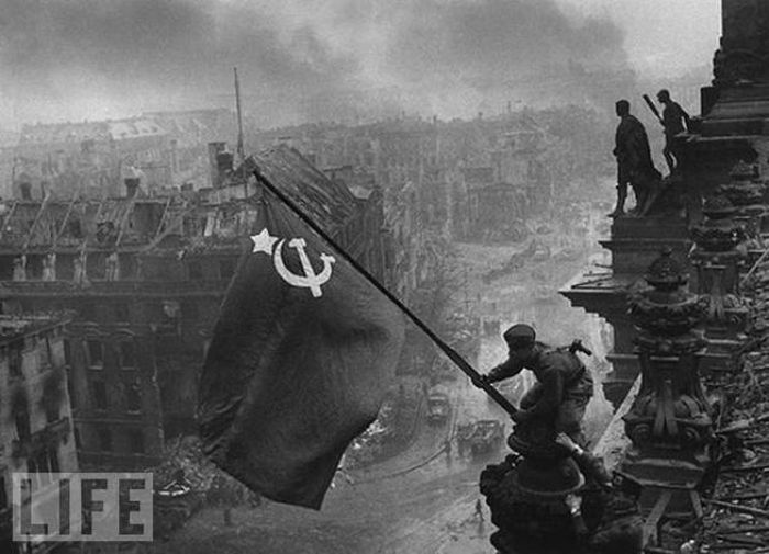 Heidi klum Wallpaper: Famous Fake Photos On The Net