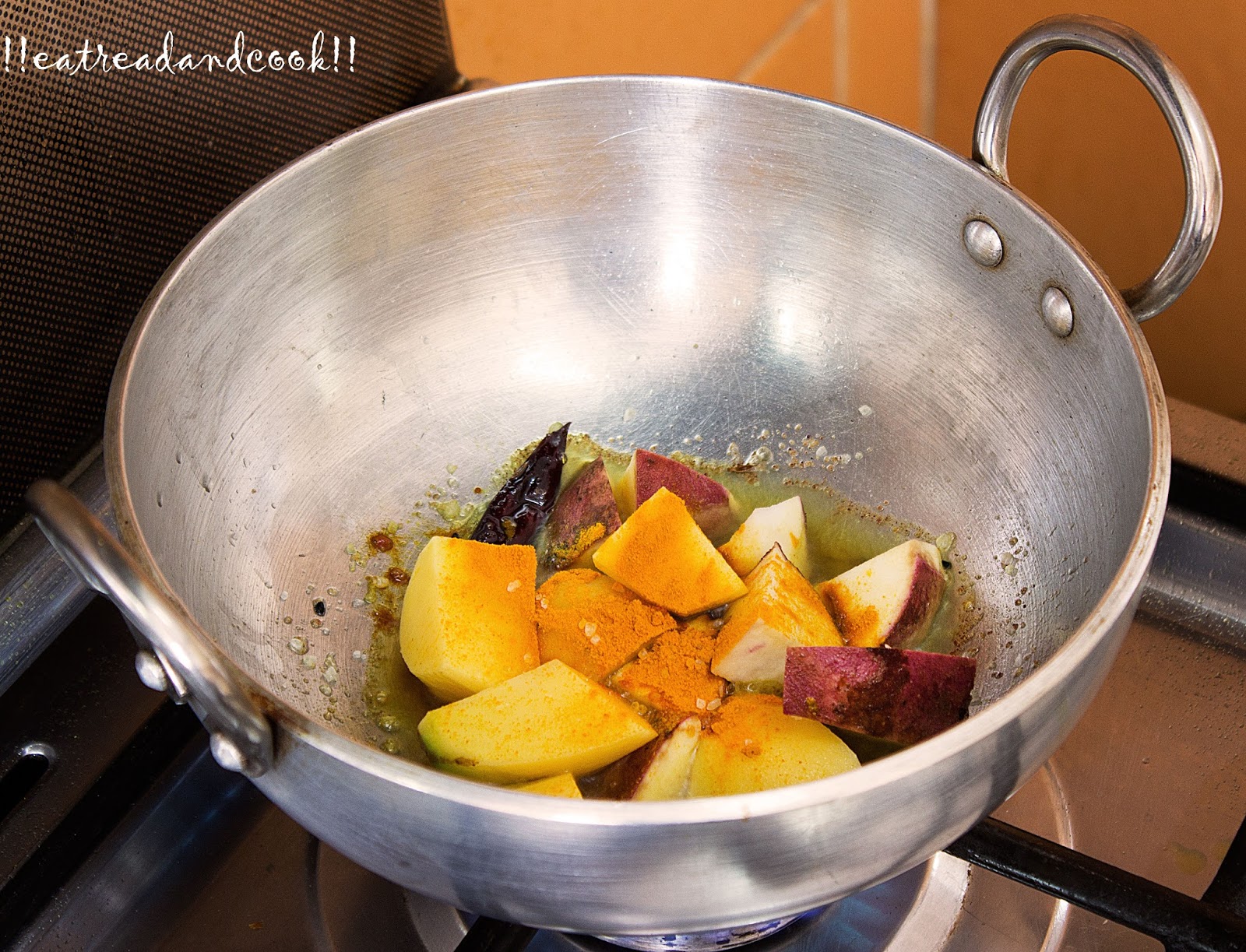 Niramish Lau Ghonto / Lau Bori / Bengali Style Pure Vegetarian Bottle ...