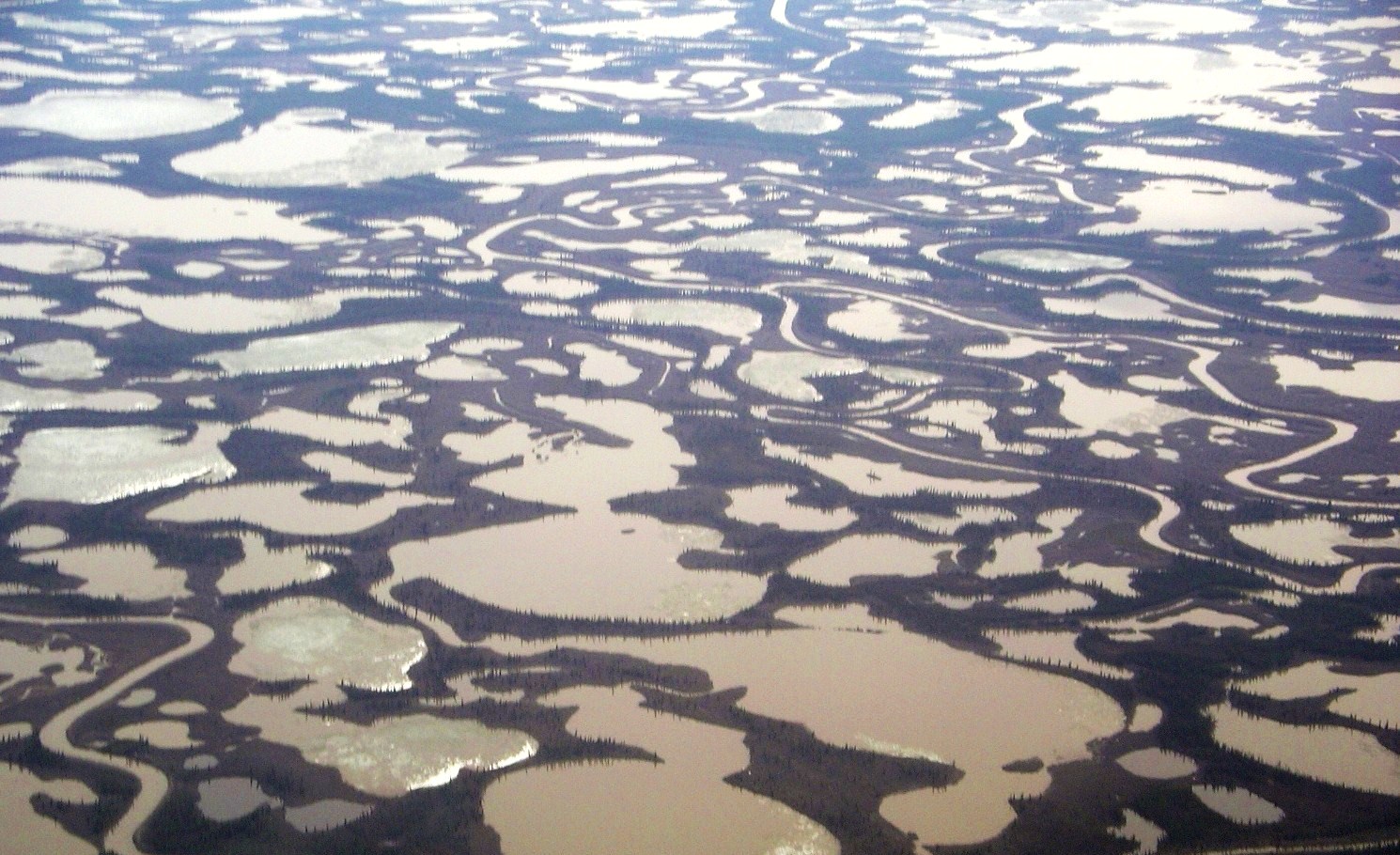 Ultima Thule: Inuvik on the Mackenzie delta, Northwest Territories (NWT ...