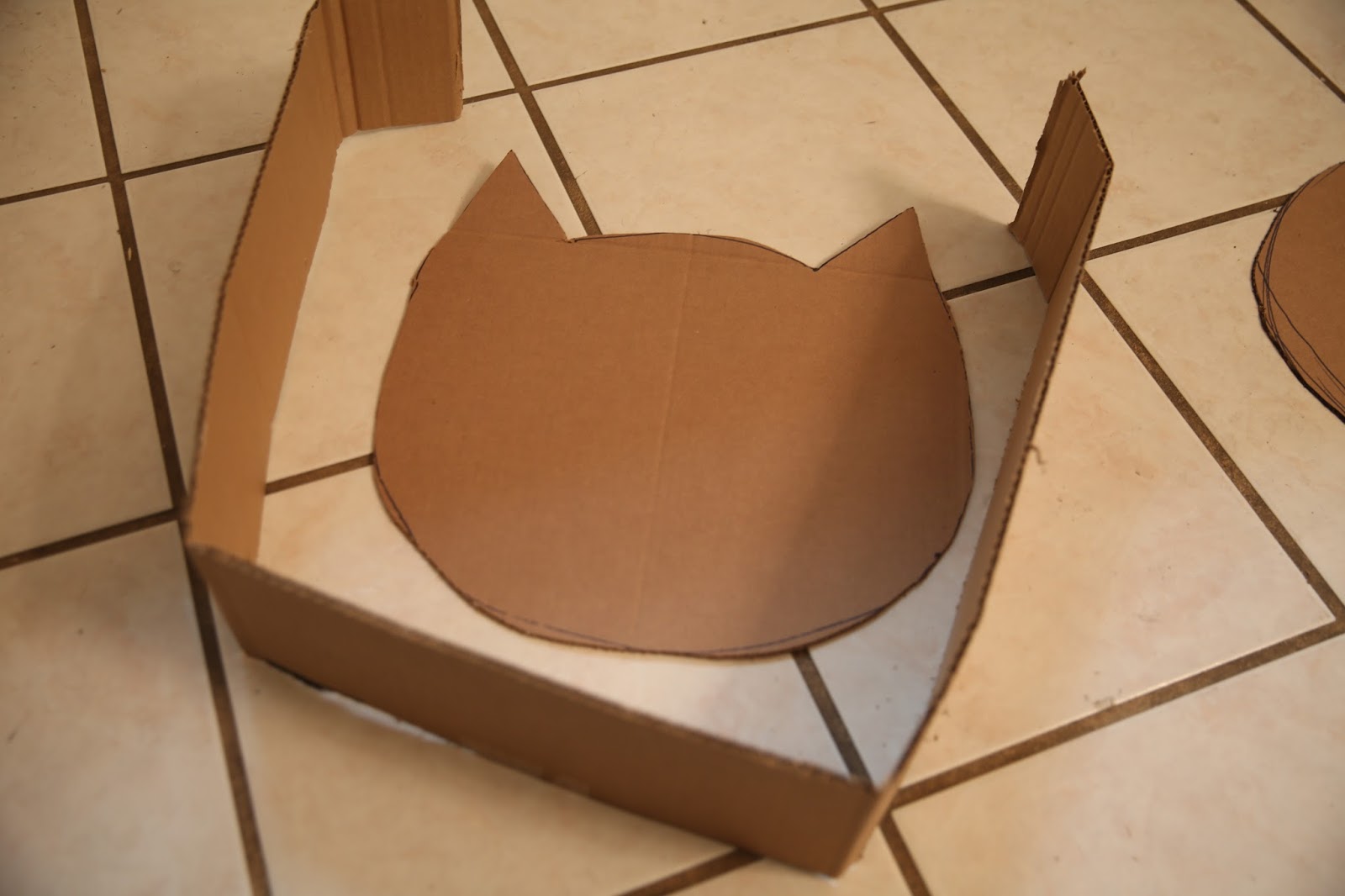 Hawks and honey: DIY Purple Cat Piñata {a minimalist tutorial}