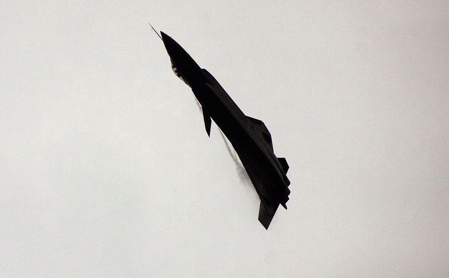 Feb 27: J-20 Mighty Dragon Fighter Jet Demonstrates Its Maneuverability ...