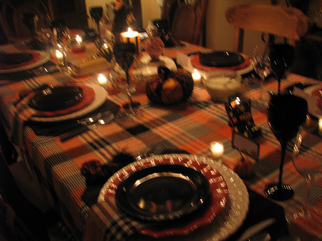 Designs by Pinky: ~~~A BeWITCHing Table!!!~~~