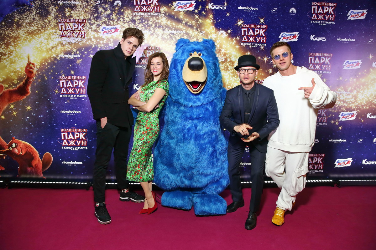 NickALive!: Nickelodeon Russia Hosts Star Studied Red Carpet Premiere ...