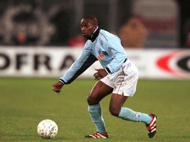 Grandes y pequeños jugadores del Celta de Vigo: CLAUDE MAKÉLÉLÉ