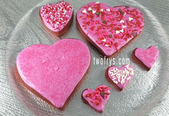Two Frys: Red Velvet Heart Cookies