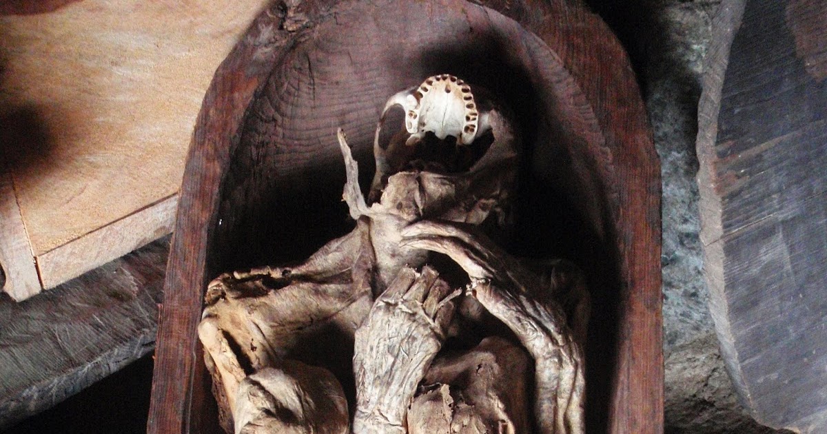 TREKERO: BENGUET MUMMIES: A PERFECT "DAY OF THE DEAD" ENCOUNTER