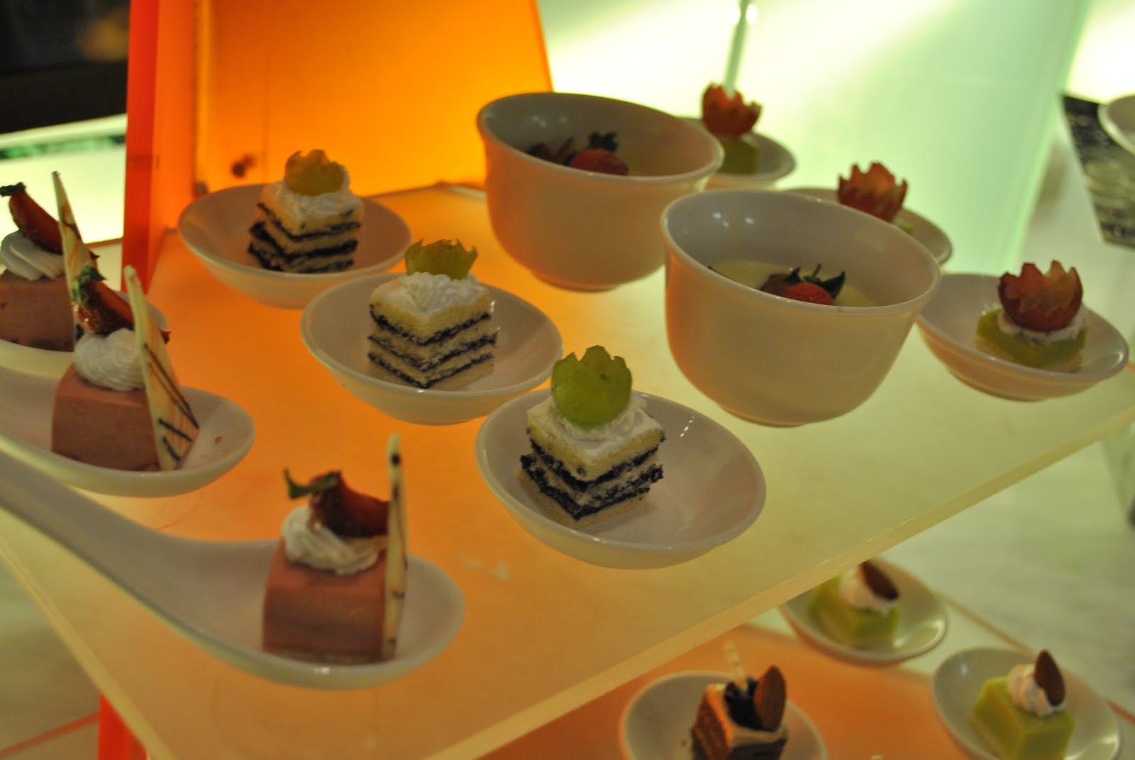 Swez Brasserie Semi Buffet Dinner @ Eastin Hotel Penang. ~ Σαteяlaηd