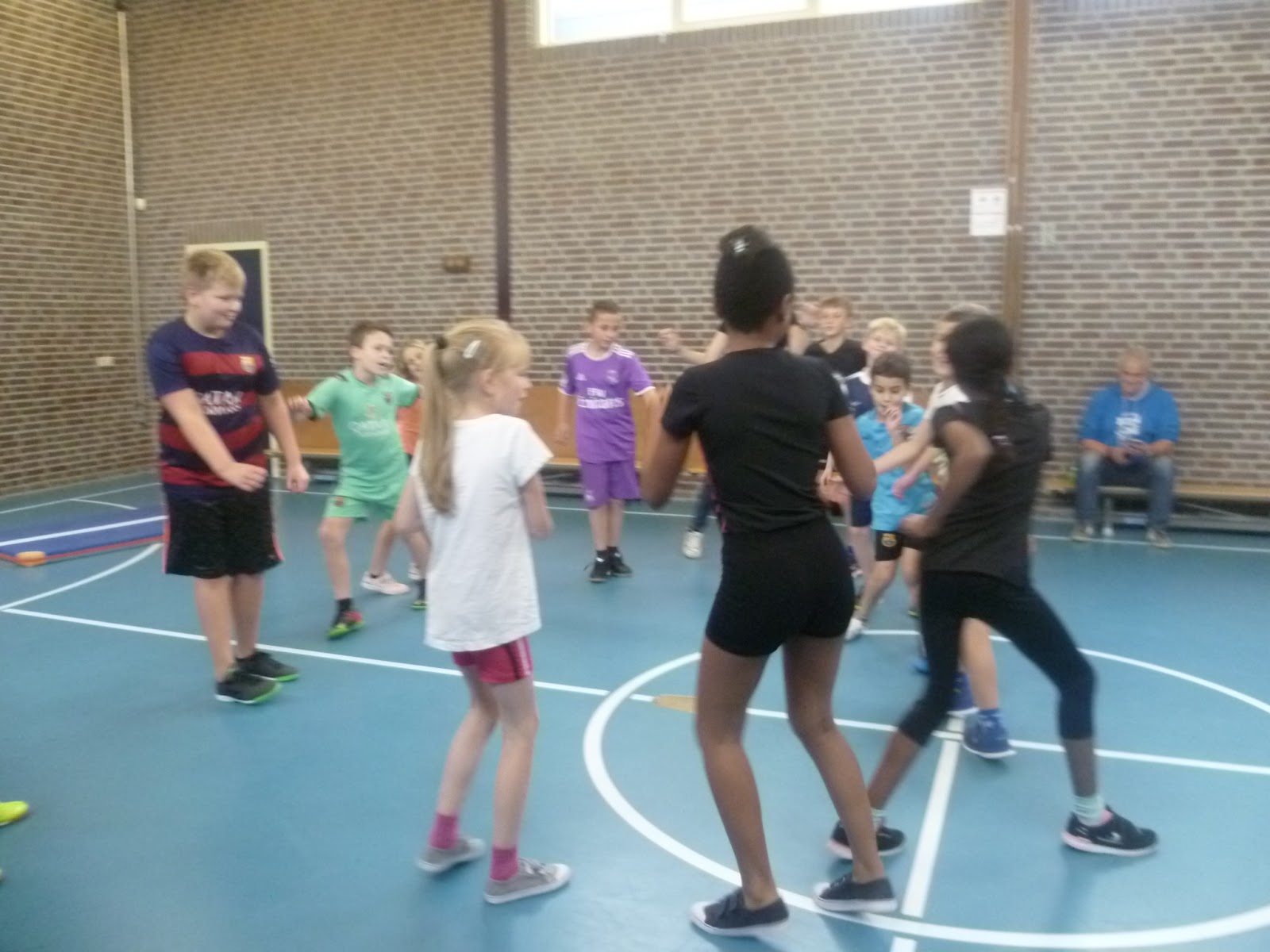 Groep 6A-7 van Palet uit Boxmeer: Dance, dance, dance!