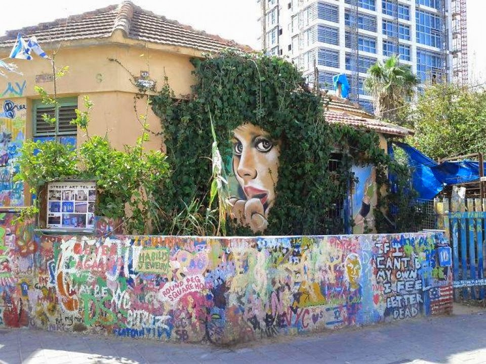Simply Creative: Street Art That Creatively Play With Their Surroundings