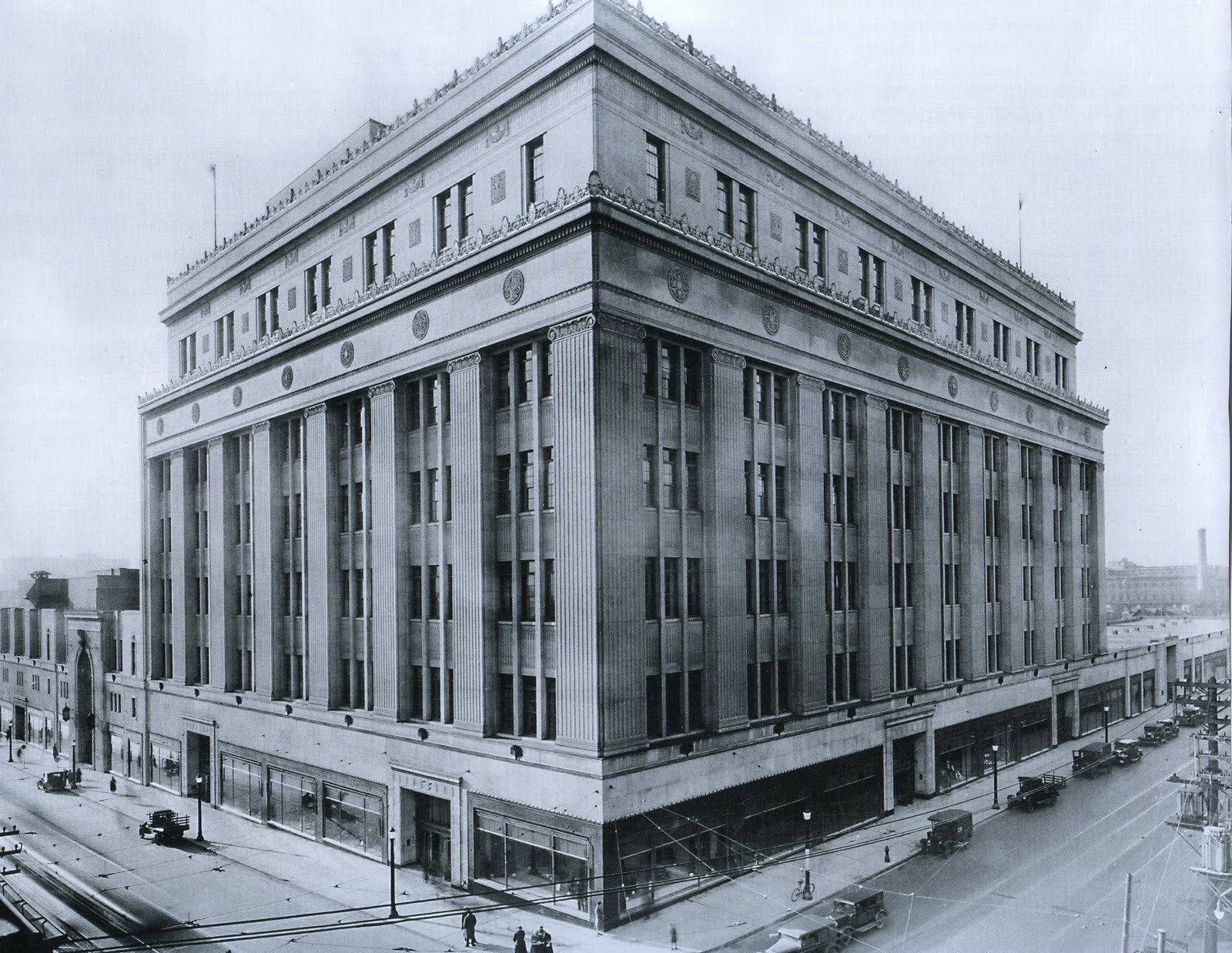 Toronto Then and Now: # 22 ~ The Eaton Family Legacy, Then and Now