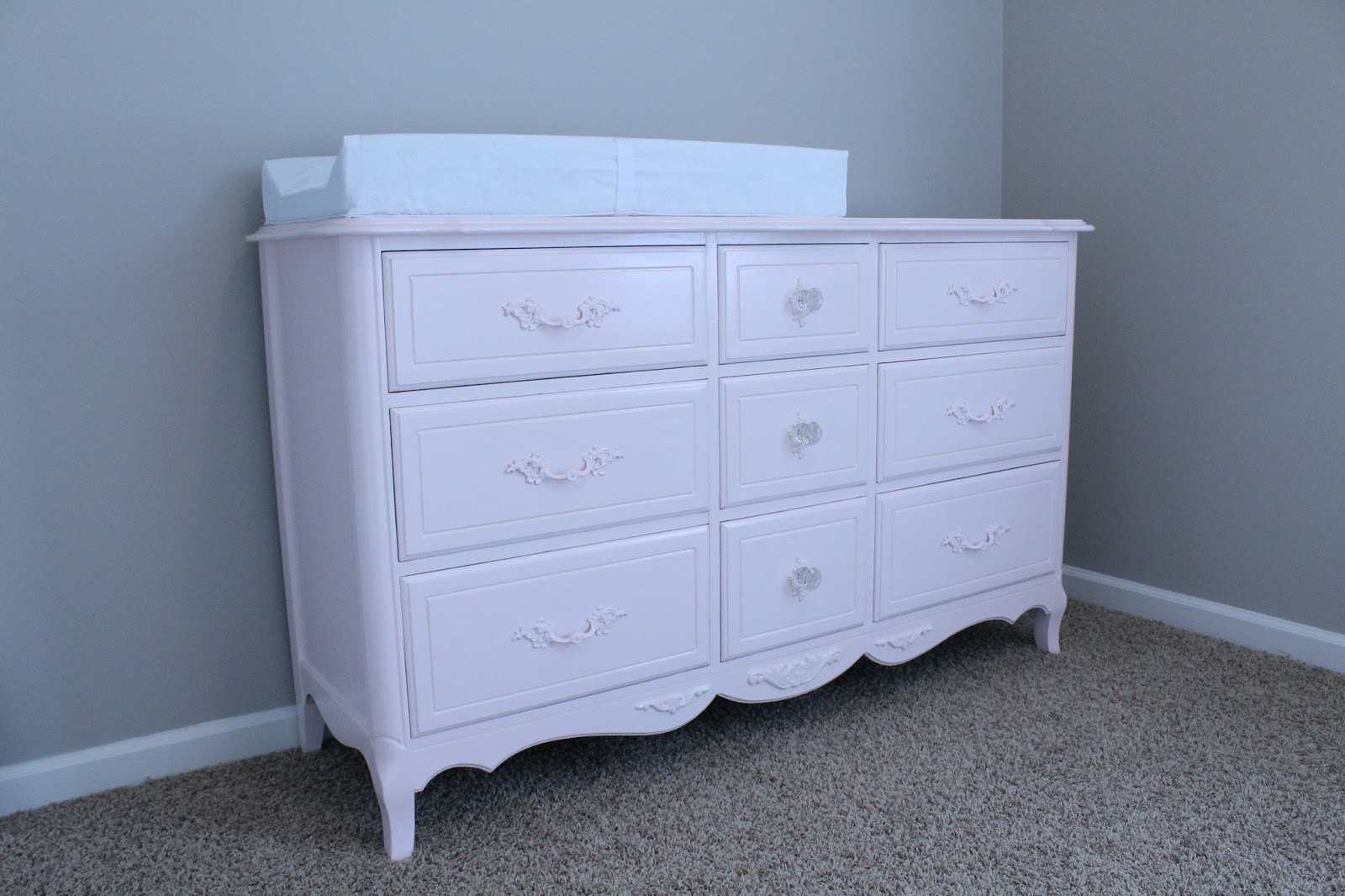 Front Porch Lemonades: Nursery Changing Table Redo