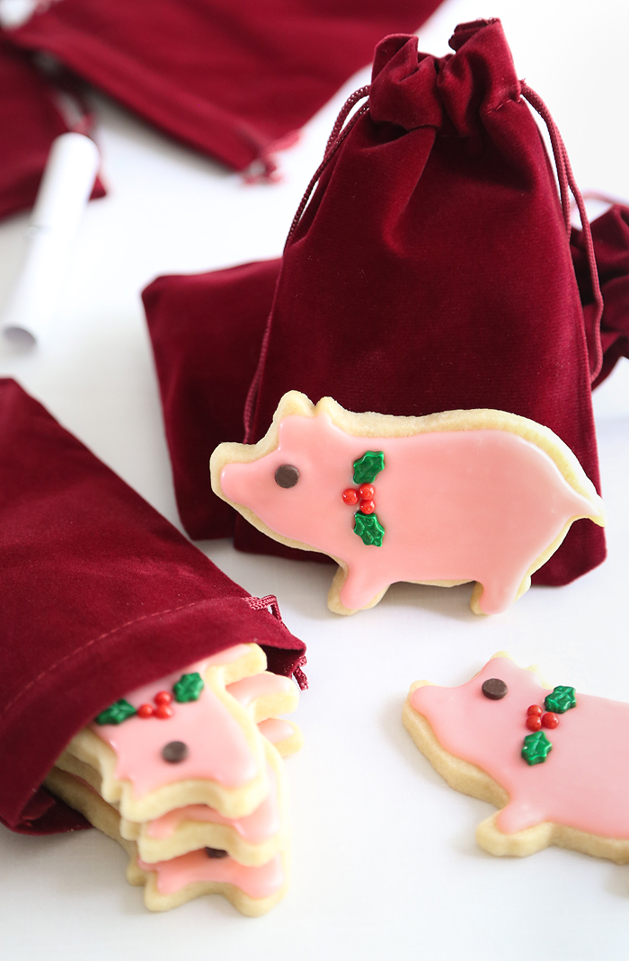 Gift This! Lucky Peppermint Pig Cookies | Sprinkle Bakes