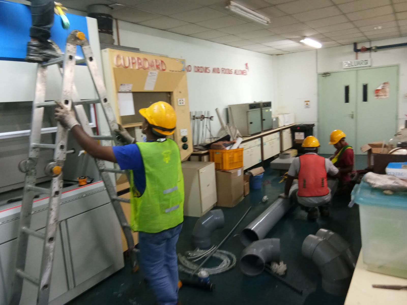 Baguih Noh: Penyelenggaraan Kebuk Wasap (Fume hood)